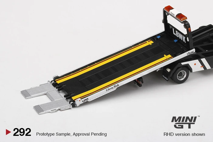 Isuzu N-Series Vehicle Transporter LBWK Black | MINI GT Wiki | Fandom