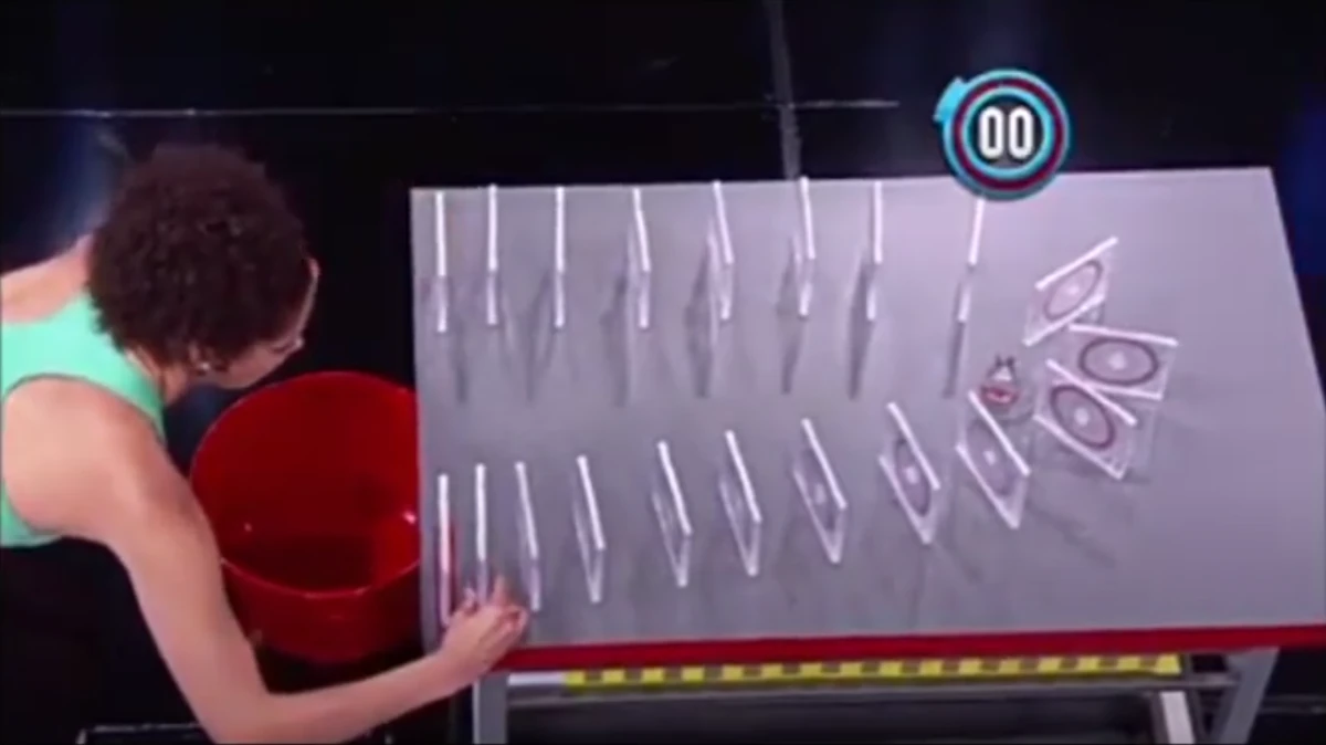 60-Second Dream Team | Minute to Win It Wiki | Fandom