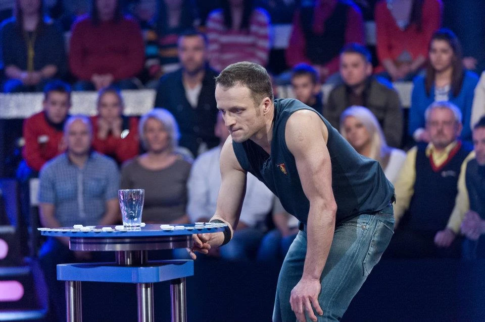 Minute to Win It Poland Season 2 Episode 5 | Minute to Win It Wiki | Fandom
