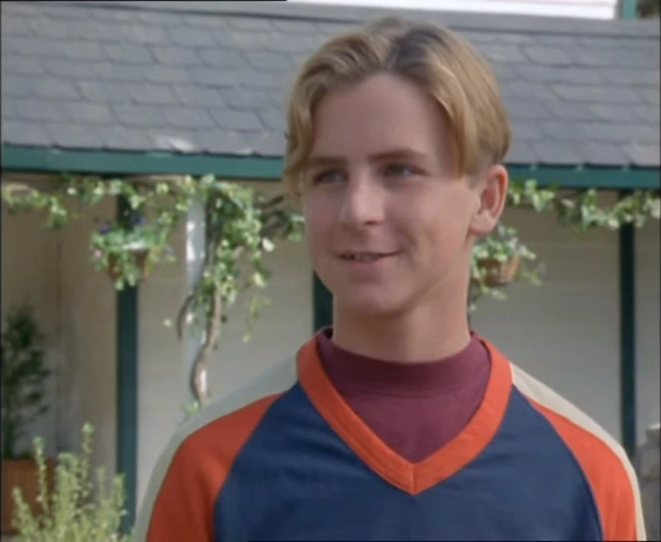 Daniel McFarlane | Mirror Mirror (TV Series) Wiki | Fandom