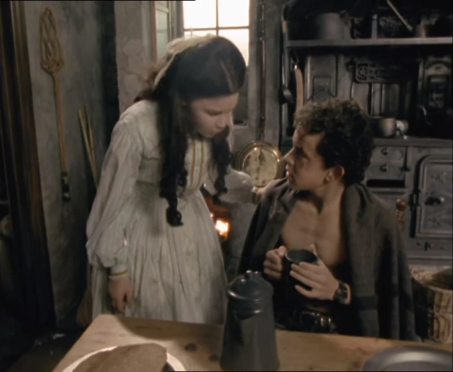 Trapped | Mirror Mirror (TV Series) Wiki | Fandom