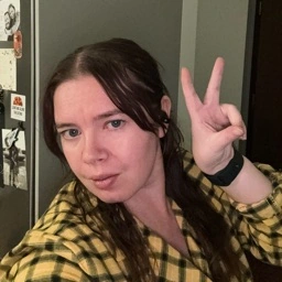 Courtney (Host) | MirrORG Wiki | Fandom