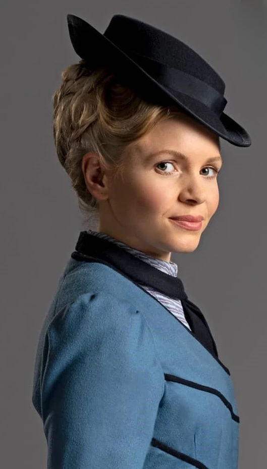 Eliza Scarlet | Miss Scarlet and The Duke Wiki | Fandom