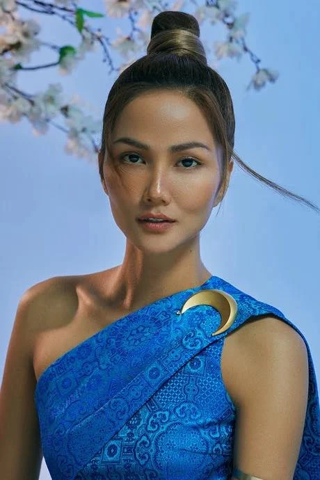 H'Hen Niê | Wiki Hoa hậu Hoàn Vũ Việt Nam | Fandom