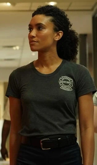 Эмили Фостер | Мистический Чикаго Вики | Fandom