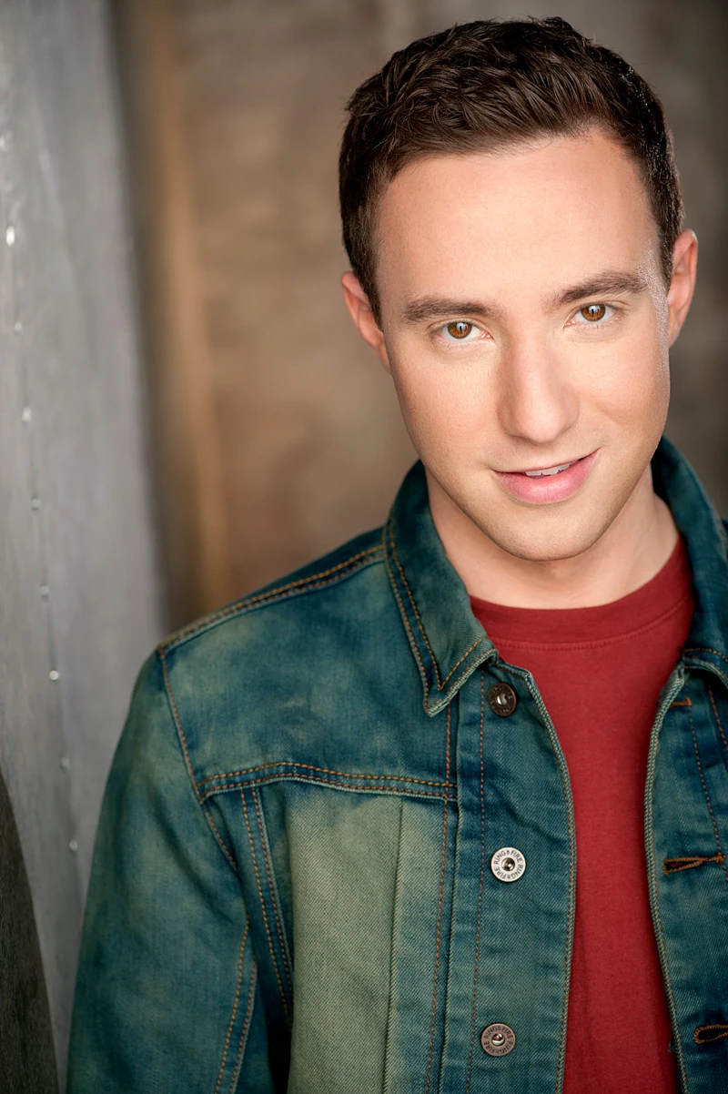 Max Mittelman | Miraculous: Shadows Over London Wiki | Fandom