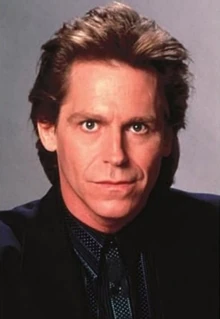 Mick Savage | Moda na sukces Wiki | Fandom