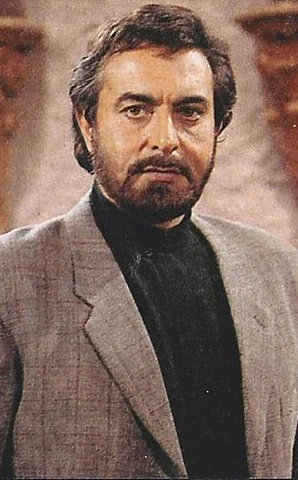 Omar Rashid | Moda na sukces Wiki | Fandom