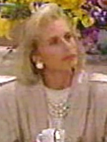 Ramona Smith | Moda na sukces Wiki | Fandom