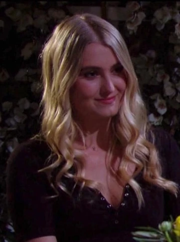 Molly | Moda na sukces Wiki | Fandom