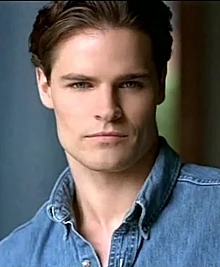 Dylan Shaw | Moda na sukces Wiki | Fandom