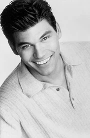 Troy Scott | Moda na sukces Wiki | Fandom