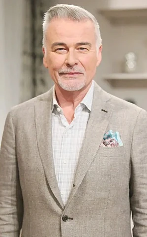 James Warwick | Moda na sukces Wiki | Fandom