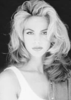 Kim Swanson | Moda na sukces Wiki | Fandom