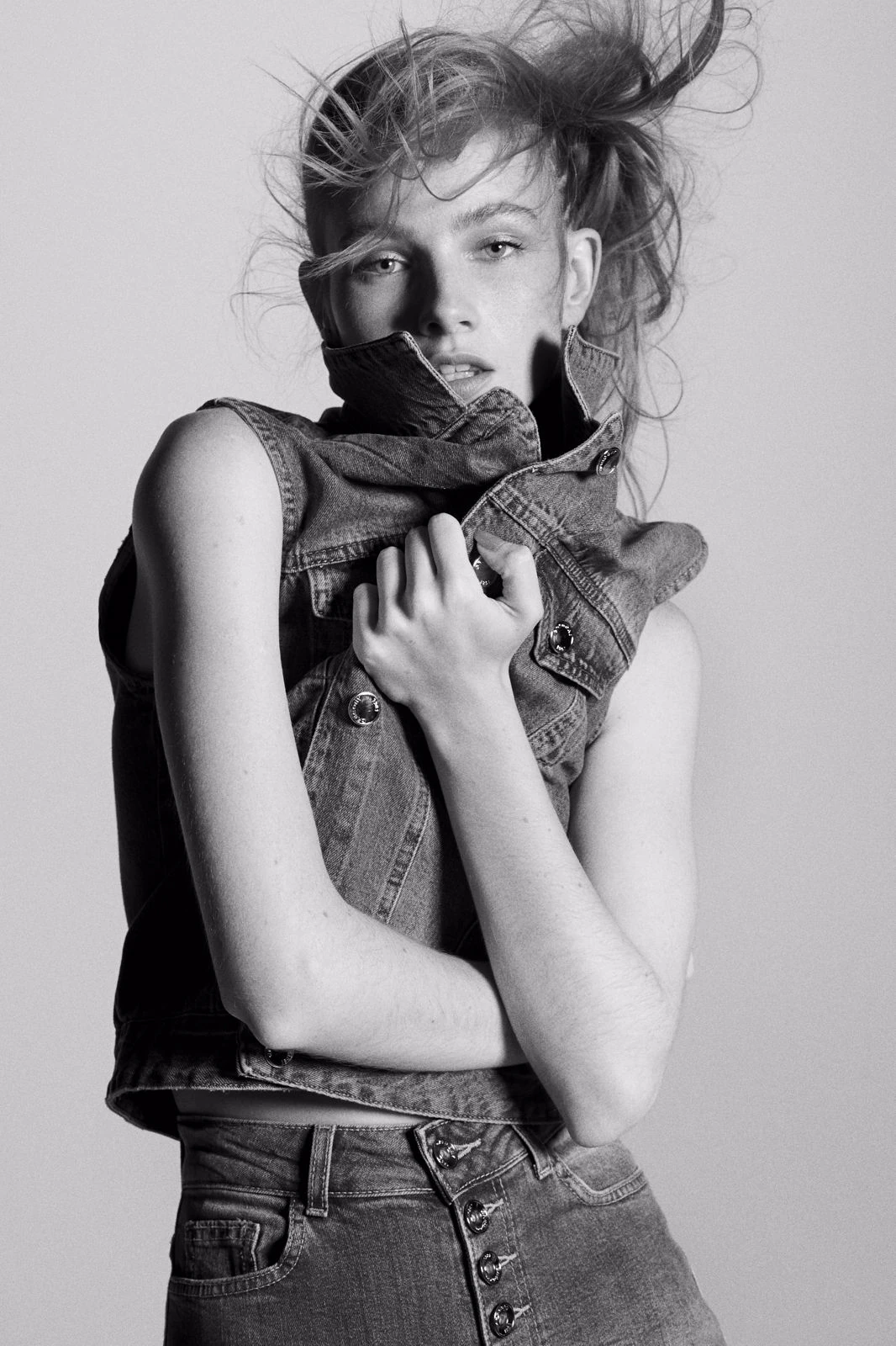 Caroline Hahn | Model Wiki | Fandom