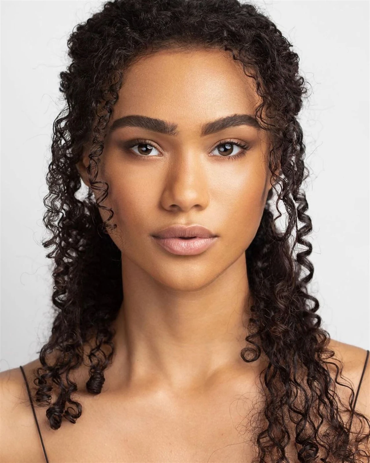 Adina Williams | Model Wiki | Fandom