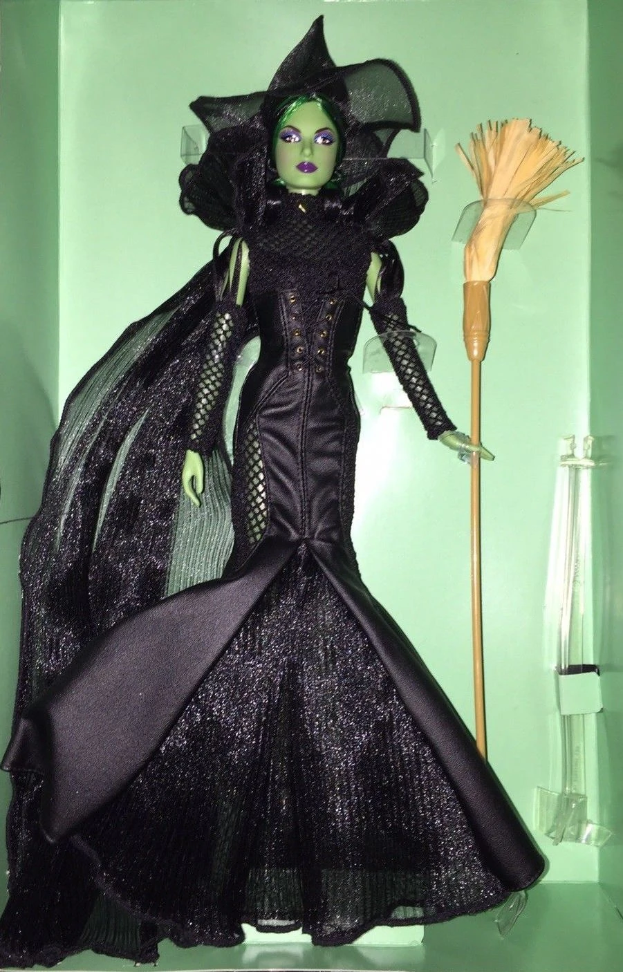 Fantasy Glamour Wicked Witch | Model Muse Wiki | Fandom