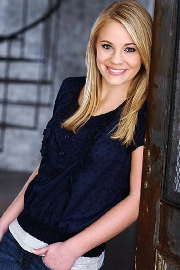 Rachael Marie | Modern Family Wiki | Fandom