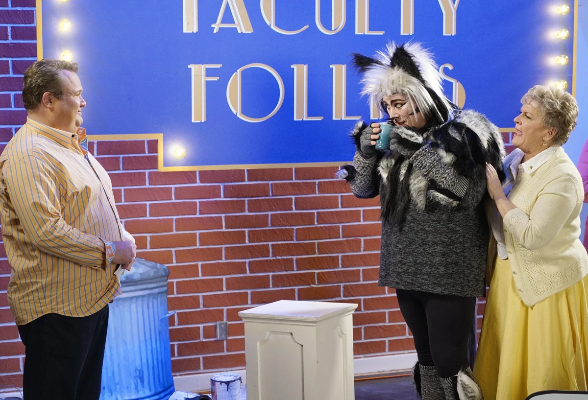 Spring Break | Modern Family Wiki | Fandom