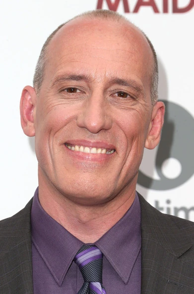 Alex Fernandez | Modern Family Wiki | Fandom