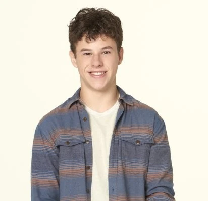 Luke Dunphy | Modern Family Wiki | Fandom