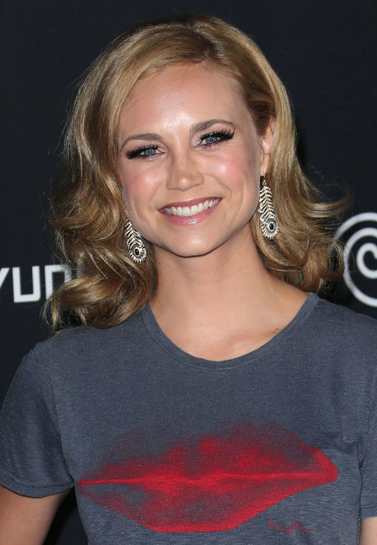 Fiona Gubelmann | Modern Family Wiki | Fandom