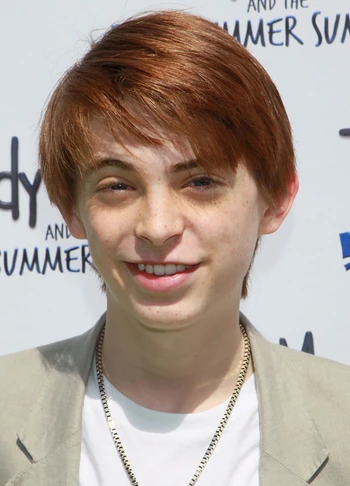 Dylan Riley Snyder | Modern Family Wiki | Fandom