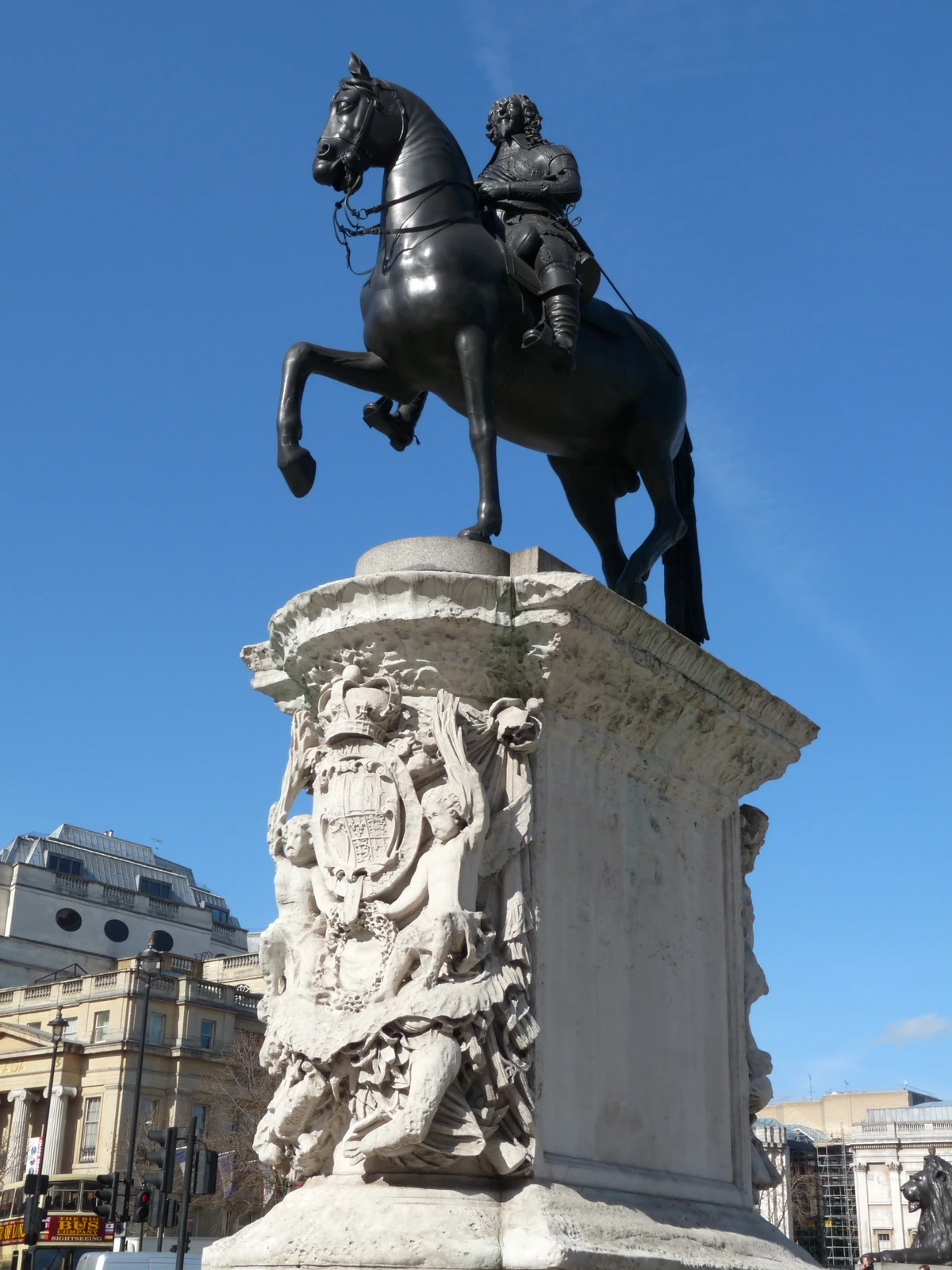 List of statues of English and British royalty in London | Monarchies ...