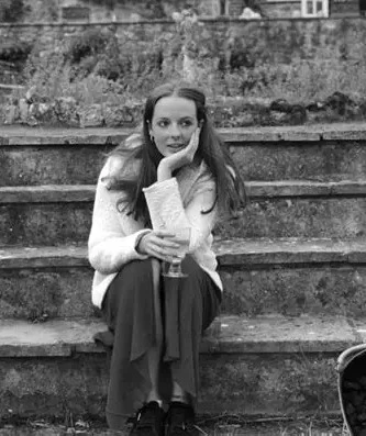 Amelia Etherington | Monarchy Of The World Wiki | Fandom