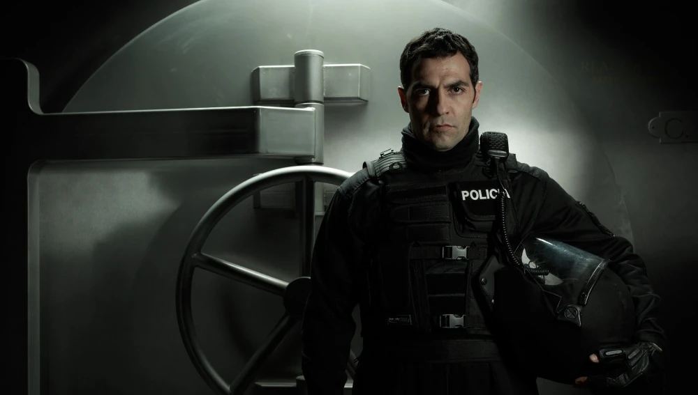 Suárez | Money Heist Wiki | Fandom