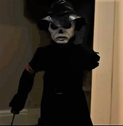 One-Armed Blade Puppet | Monster and Slashers Wiki | Fandom