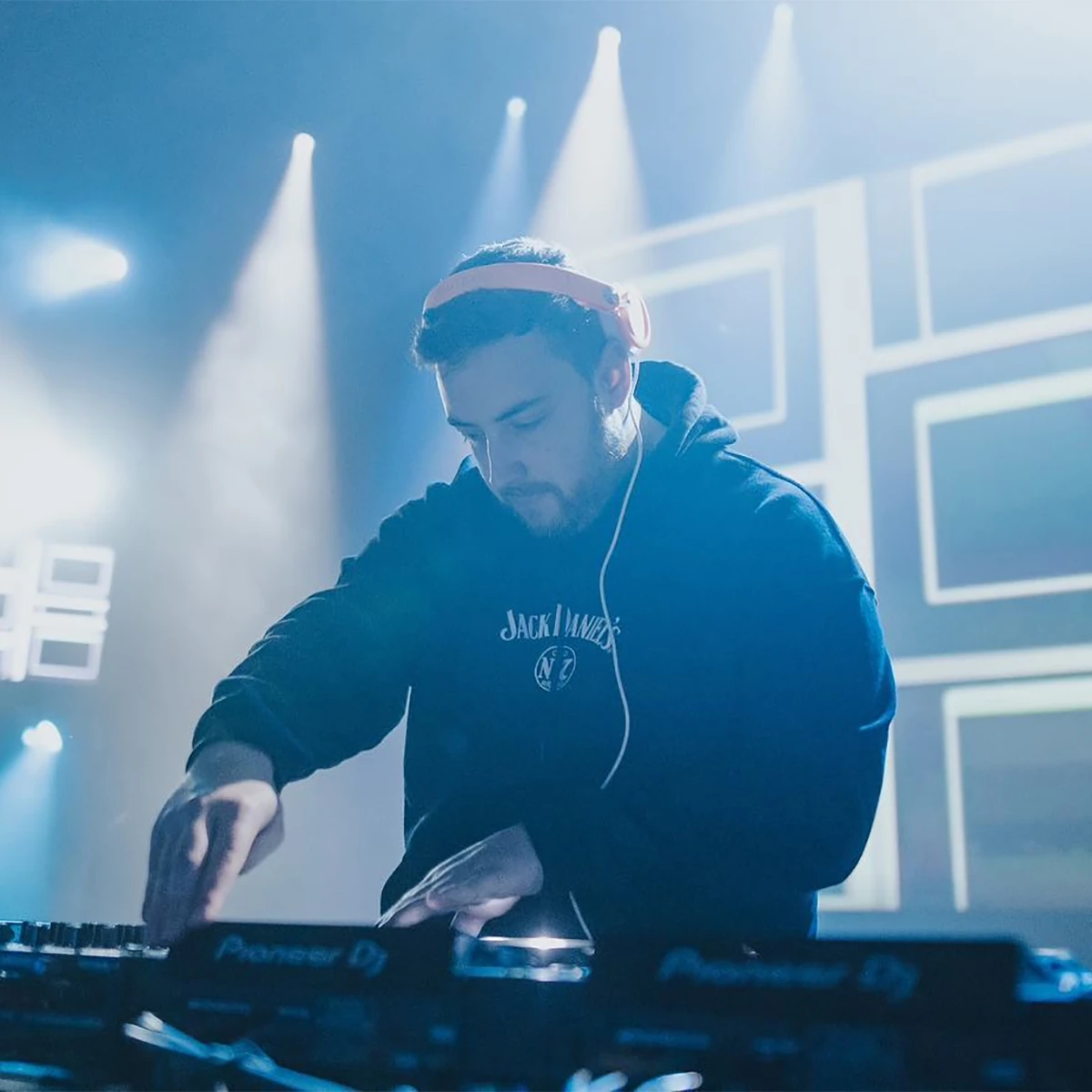 Versa | Monstercat Wiki | Fandom