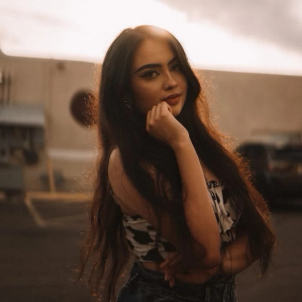 Bella Renee | Monstercat Wiki | Fandom