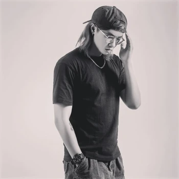 VESK GREEN | Monstercat Wiki | Fandom