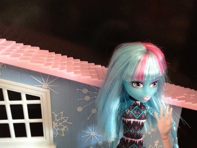 Icy Bominable | Monster High Dreams Wiki | Fandom