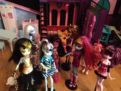 The Nightmare Begins | Monster High Dreams Wiki | Fandom