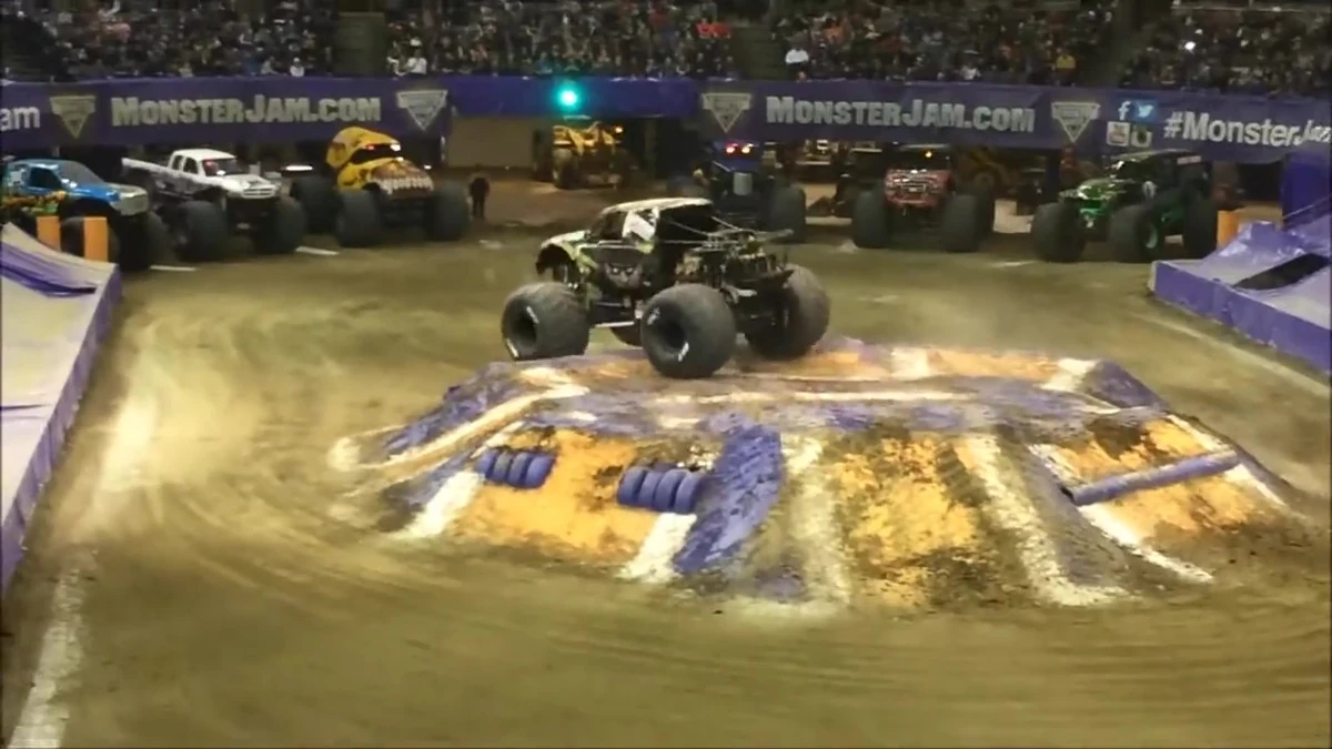 Edmonton 2017 | Monster Trucks Wiki | Fandom
