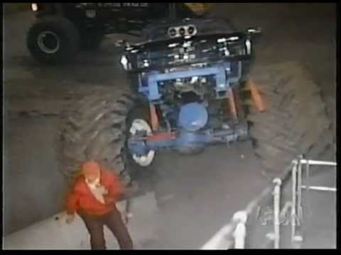 Monster Trucks Crashes Games