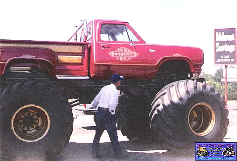 Big Red Express | Monster Trucks Wiki | Fandom