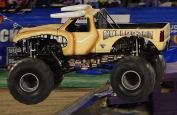Bulldozer (Meents) | Monster Trucks Wiki | Fandom