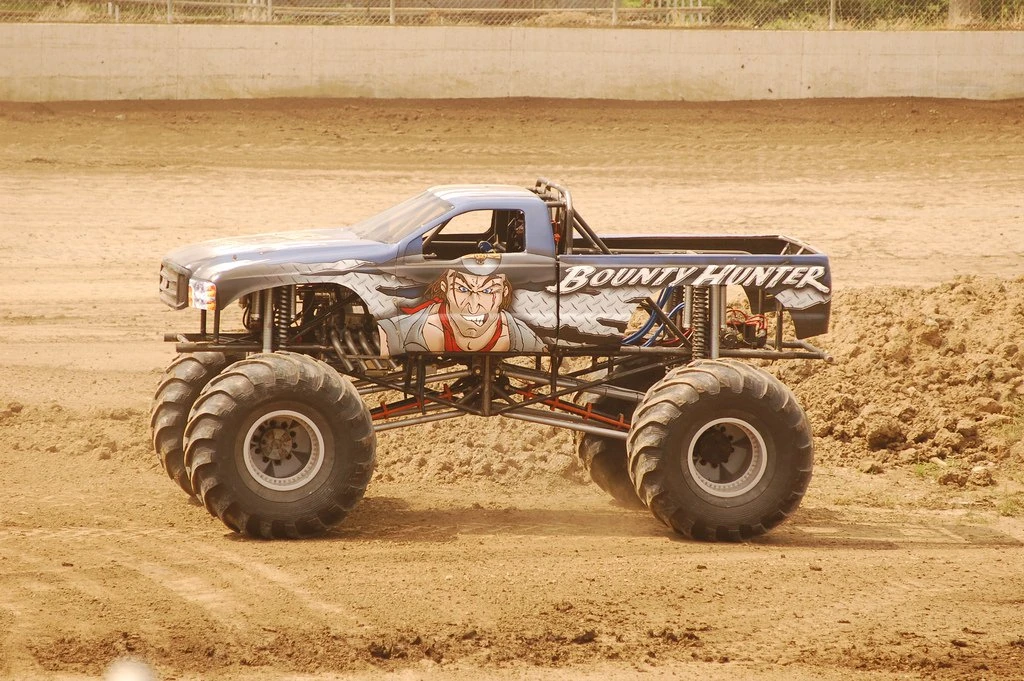 Bounty Hunter (Harper) | Monster Trucks Wiki | Fandom