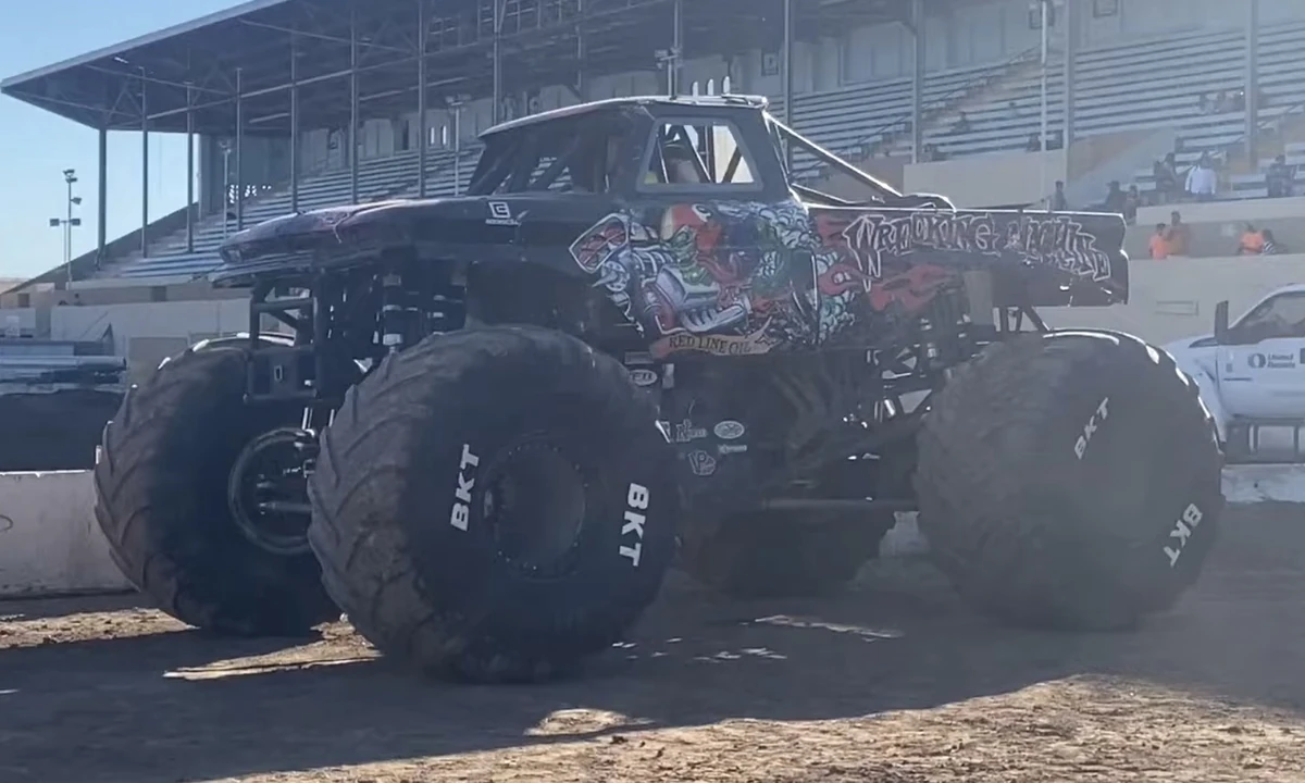 Wrecking Machine | Monster Trucks Wiki | Fandom