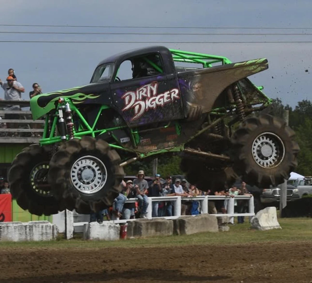 Dirty Digger | Monster Trucks Wiki | Fandom