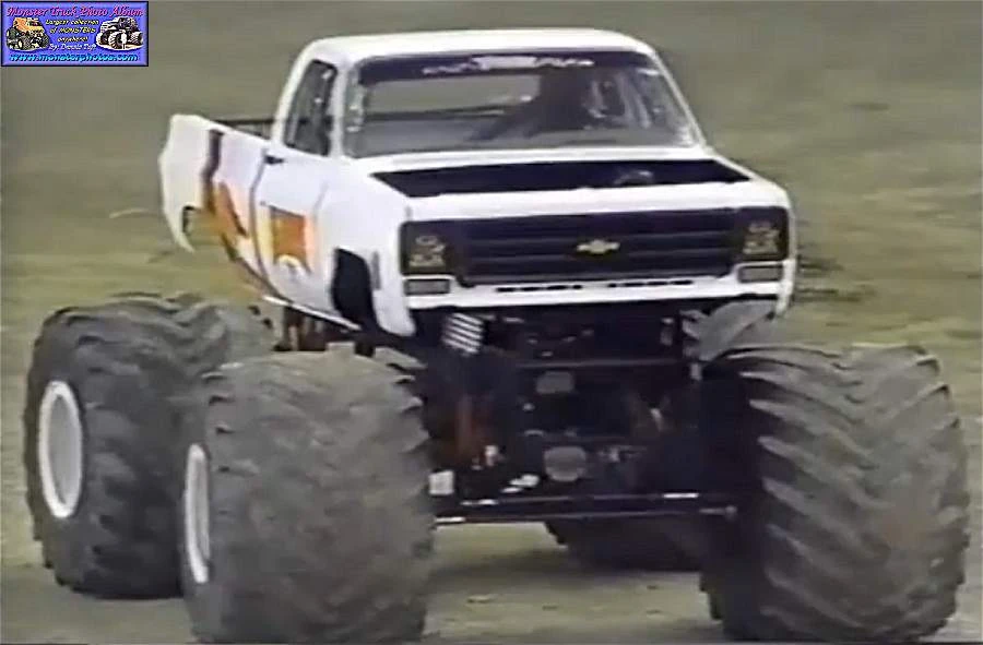 Hawk | Monster Trucks Wiki | Fandom