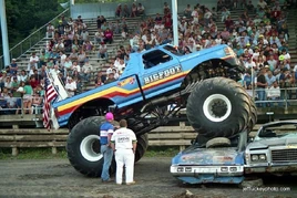 Bigfoot 8 | Monster Trucks Wiki | Fandom