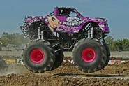 Demolition Diva | Monster Trucks Wiki | Fandom