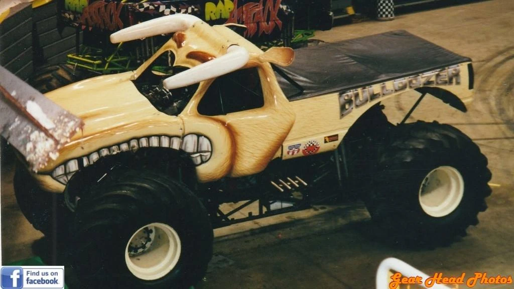 Monster Truck Bulldozer