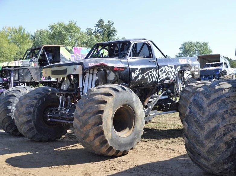 Bent -N- Twisted | Monster Trucks Wiki | Fandom