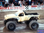 Bulldozer (Meents) | Monster Trucks Wiki | Fandom