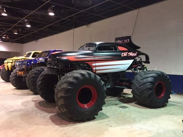 monster school crawler